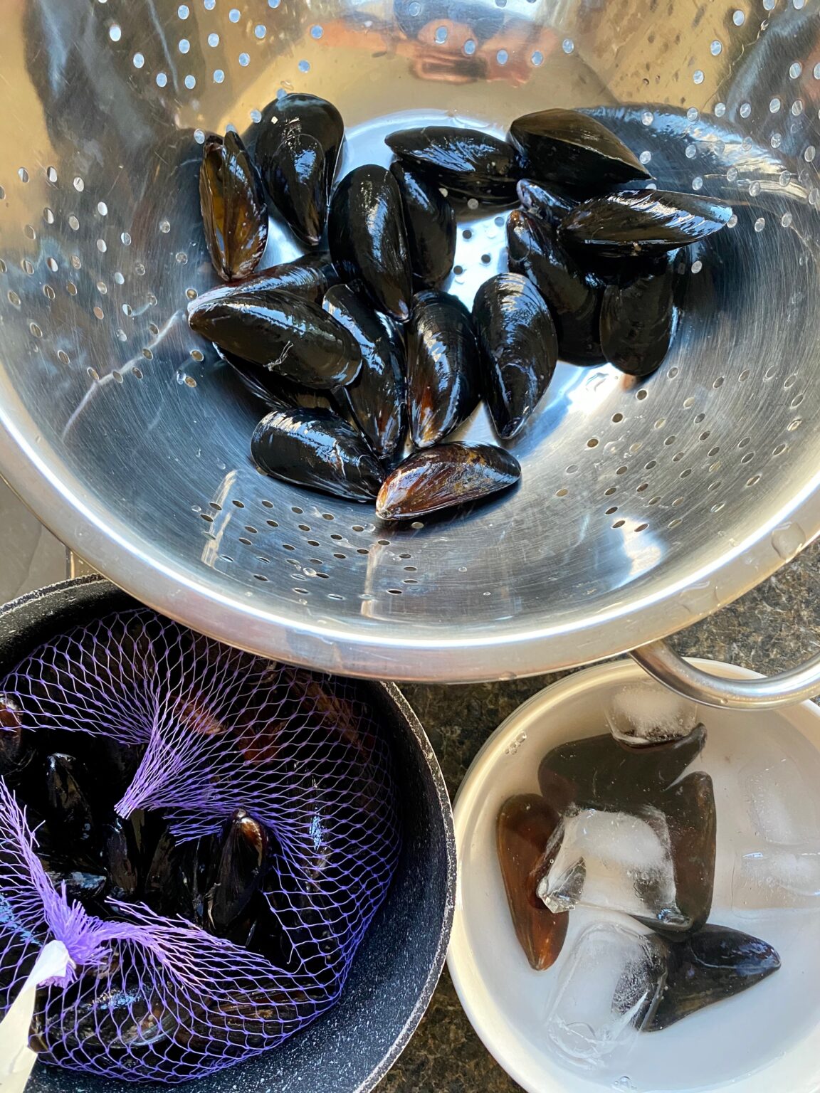 Buying, Storing, Cleaning and Debearding Mussels - For Fisk Sake